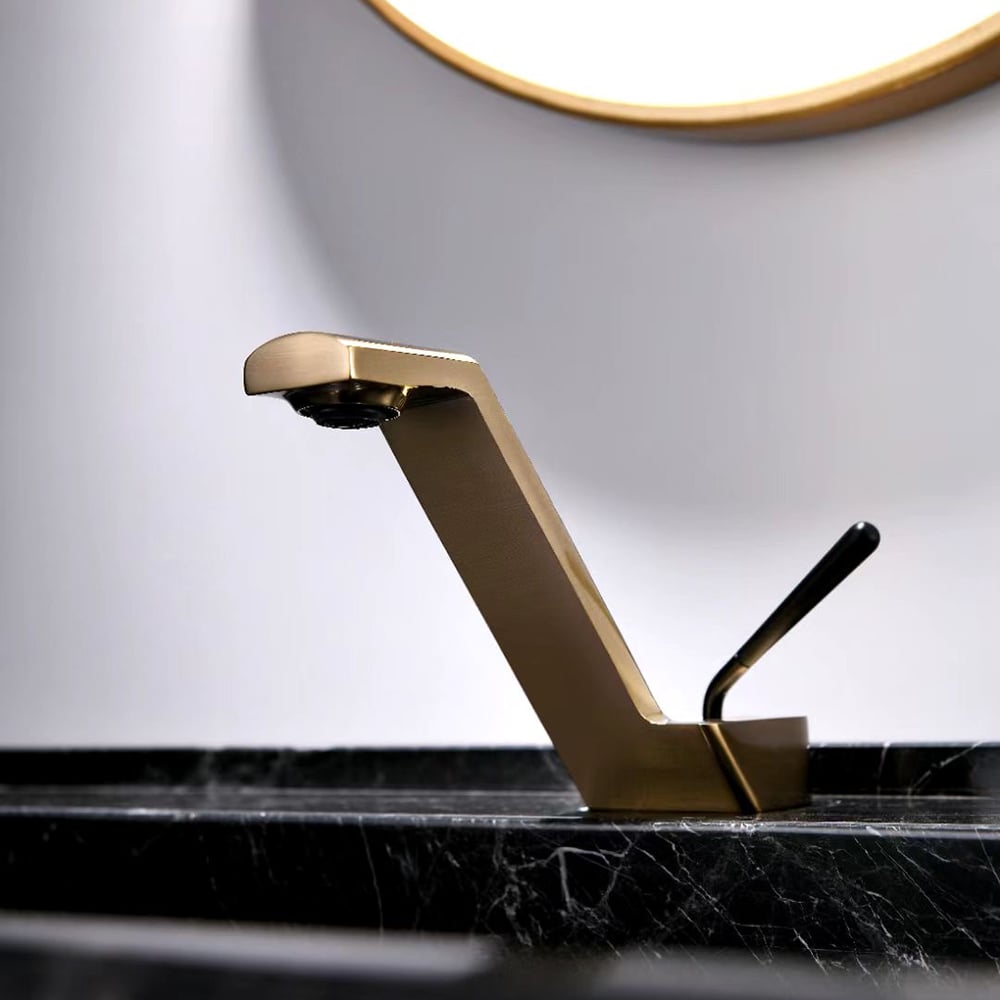 Free Shipping on Sink Faucet Aerated Stream Single Handle Solid Brass ...