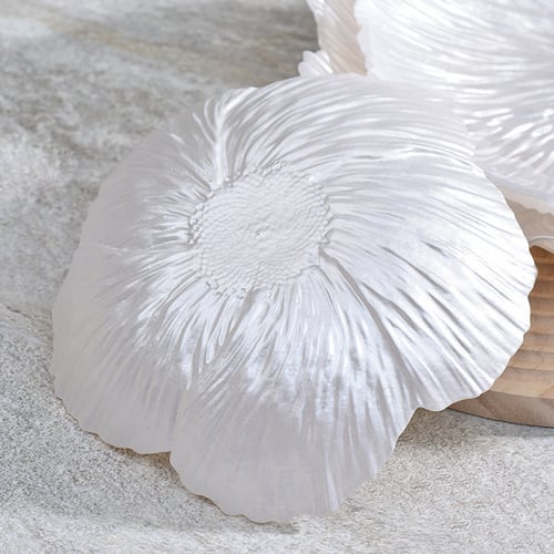 Set of 3 Flower Shape Glass Decorative Bowls Fruit Plates in White | Homary