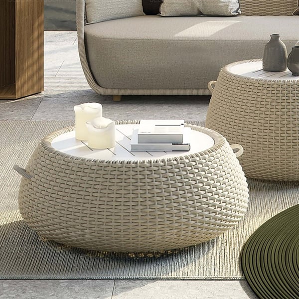 Round Outdoor Coffee Table Beige Wicker 35" Patio Accent Table | Homary UK