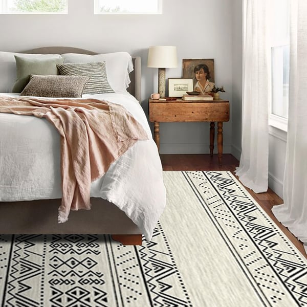 2' × 3' Modern Minimalist Geometric Beige & Black Rectangle Area Rug ...