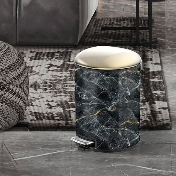 Modern Round 2 Gallon Pedal Kitchen Trash Can in Stainless Steel | Homary