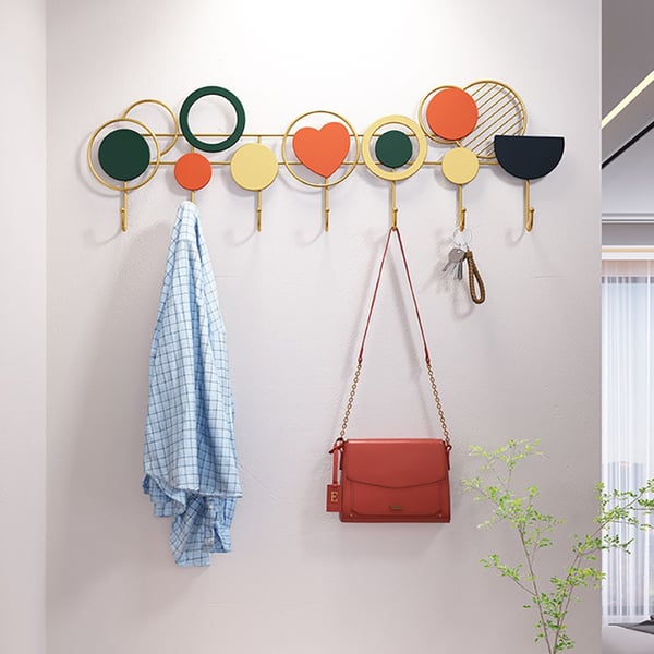 7-Hook Modern Entryway Wall Mounted Coat Rack | Homary