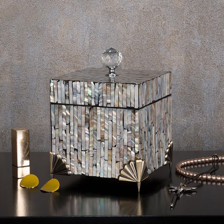 Shell Jewelry Case in Gold with Earring/Ring Storage｜Homary